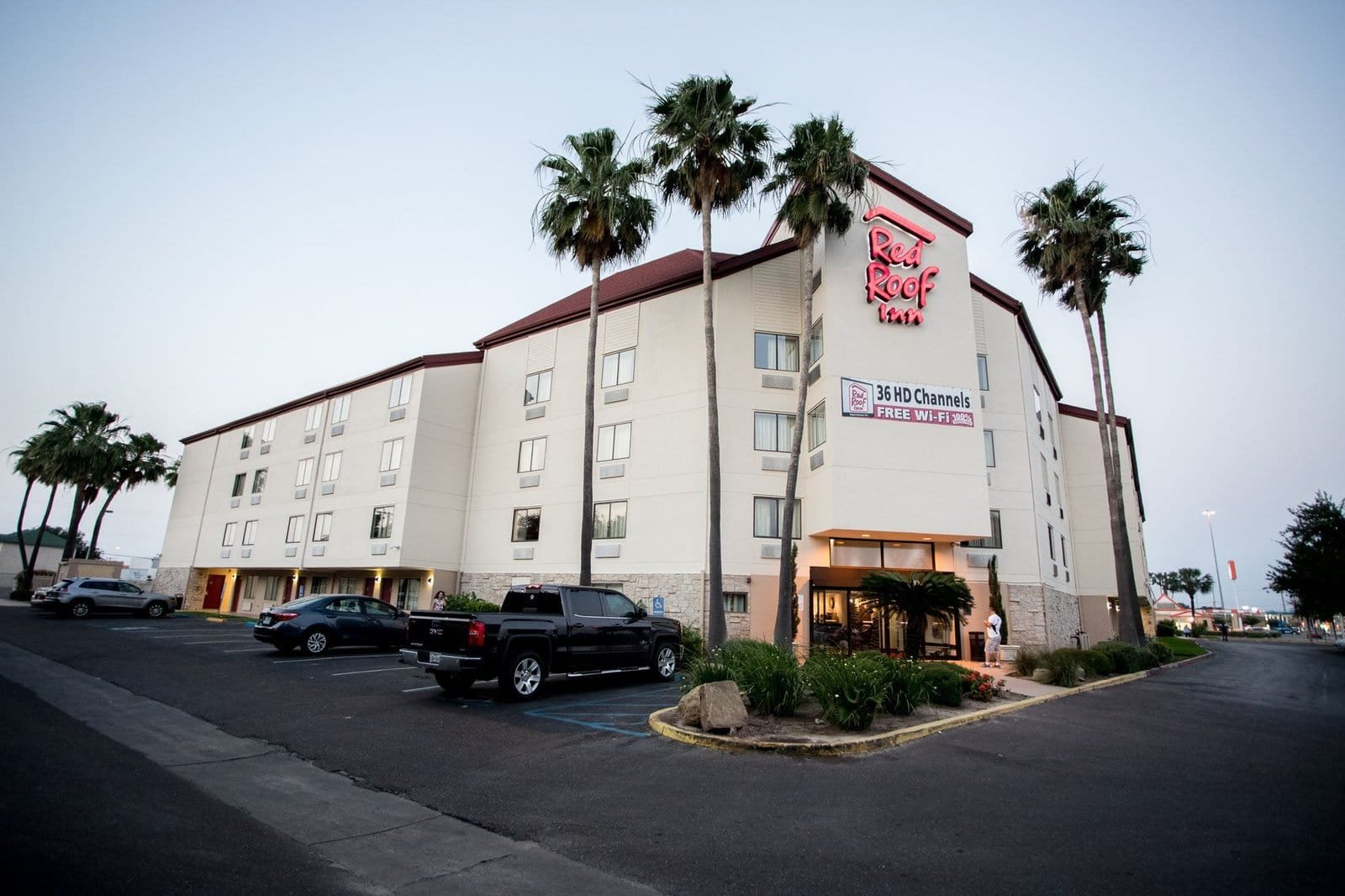 Red Roof Inn - visitlaredo